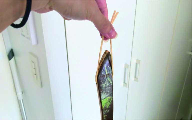 長い靴ベラは快適「スケボーの廃材」で作られたシューホーン【TAMILAB】を紹介！ | SIMPLE MANIA